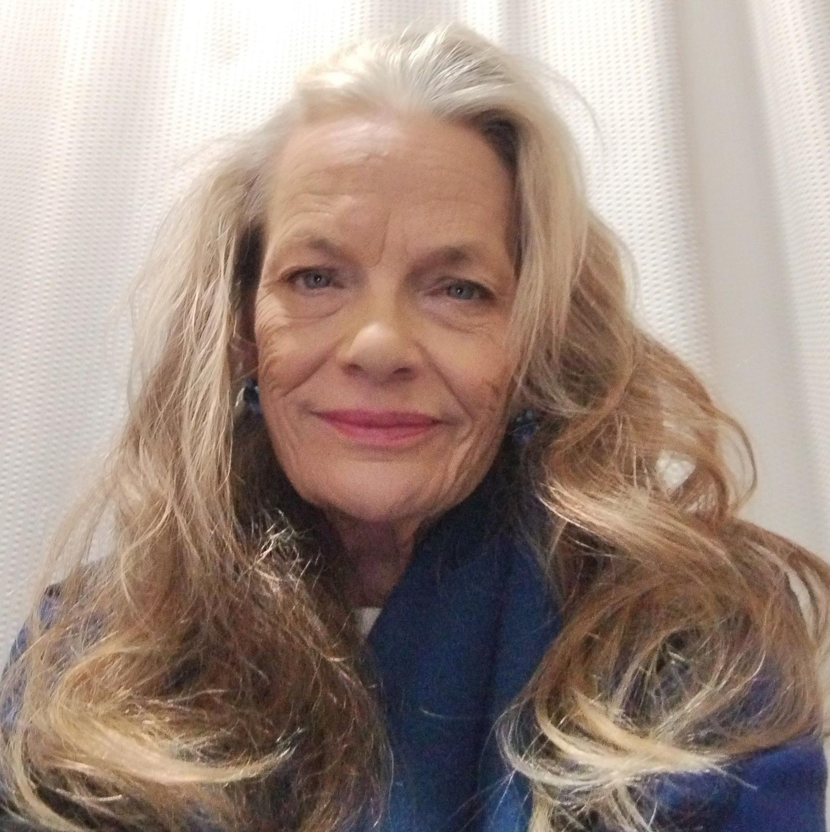 Kathy Louvin audio | Listen on audio.com