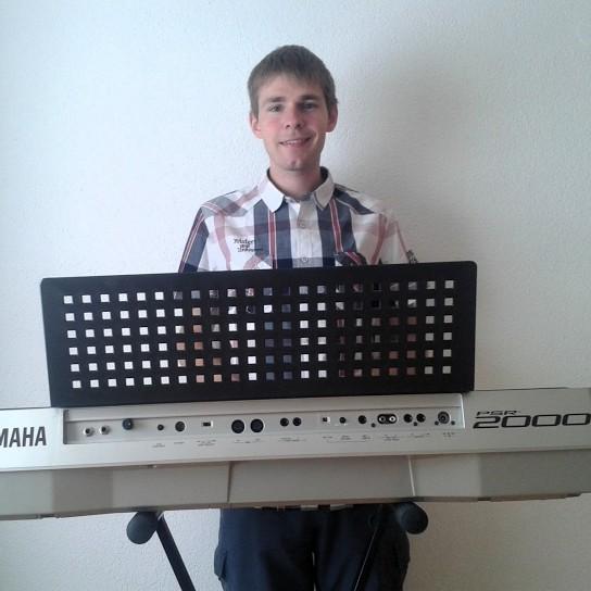 Download 2025_10_01 Wie ein Fest nach langer Trauer by Udo | Listen MP3 ...