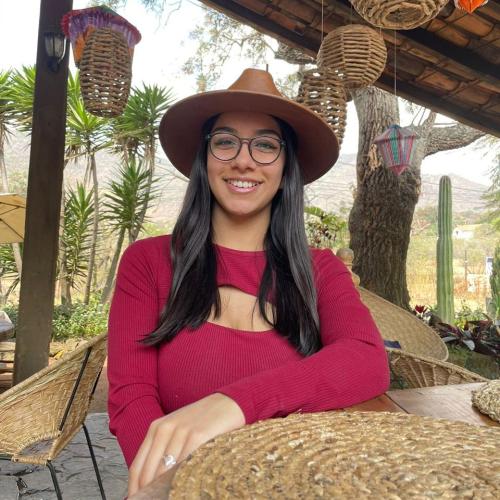 Daniela Guzmán audio | Listen on audio.com