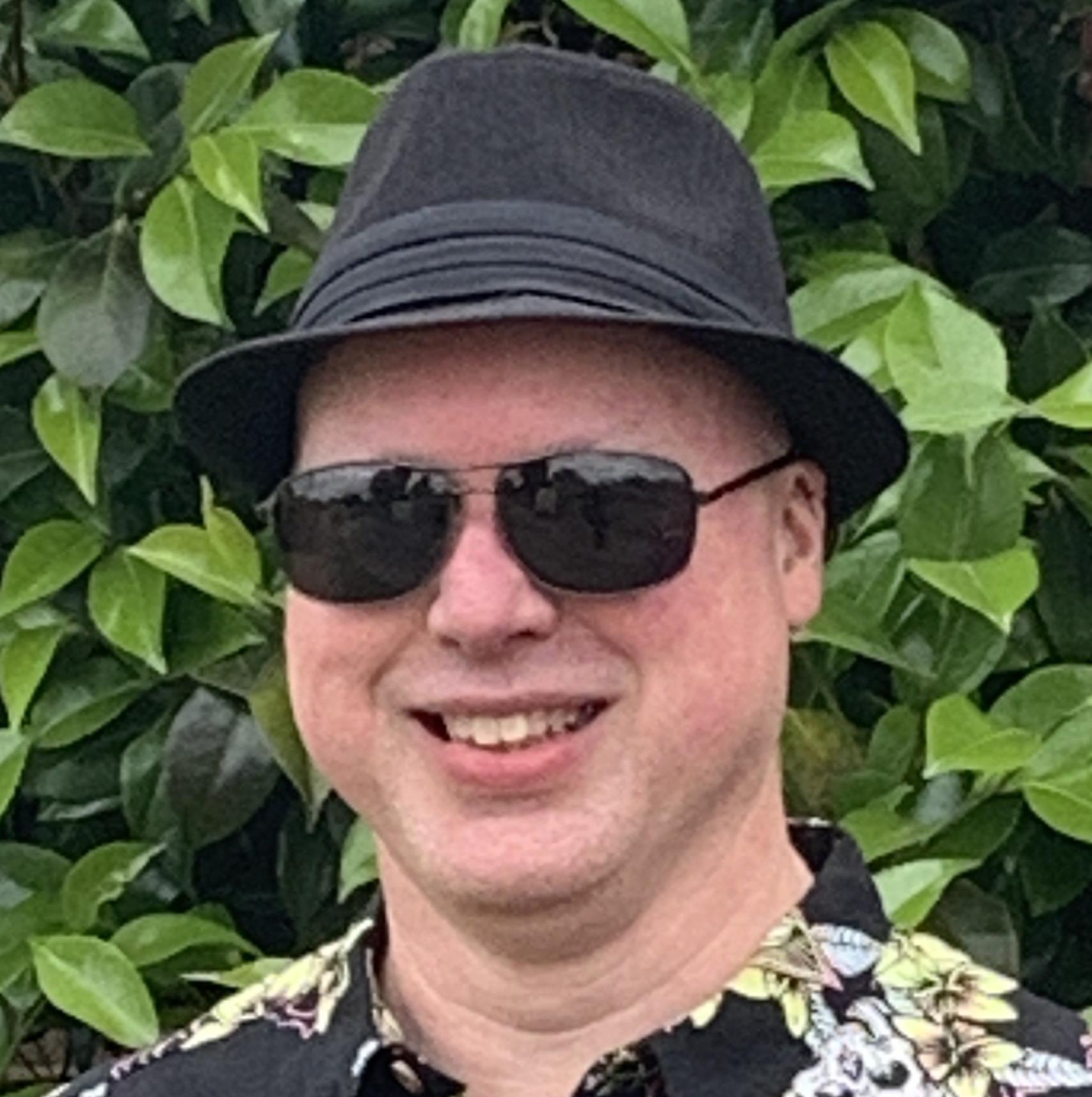 Download April Sun in Cuba by Aaron West | Listen MP3 & WAV for FREE on ...