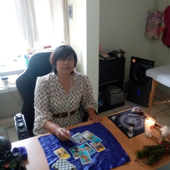 Angela Luz Azul audio | Listen on audio.com